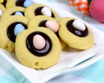 Classic Easter thumbprint cookies - Easy Mom Meals